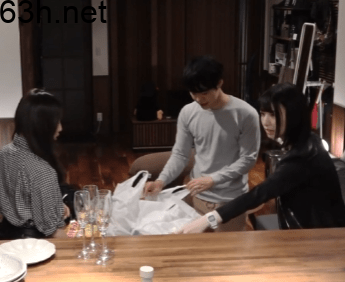 白桃花(Shirato Hana,白桃はな)与花狩舞(Kagari Mai,花狩麻衣,花狩まい)的真实友谊：观看番号MIAA-525的故事 – ...